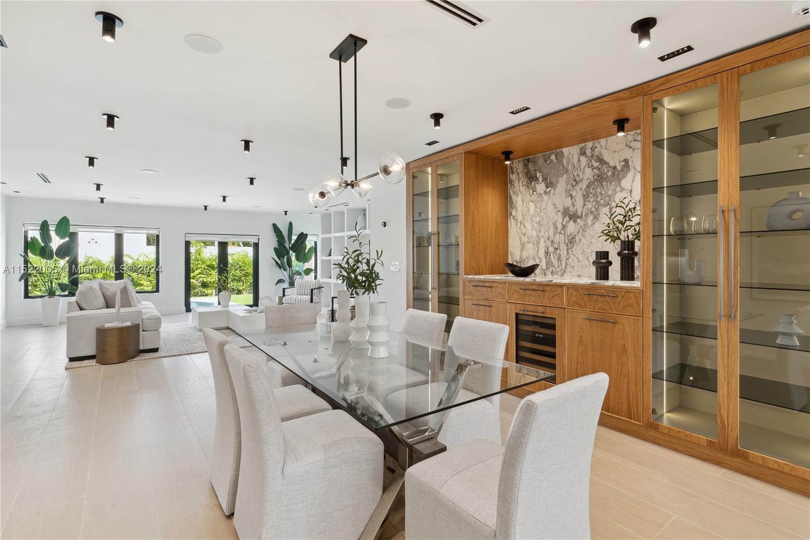 David Siddons Group - 519 SW 25th Rd Miami, FL 33129 | David Siddons Group