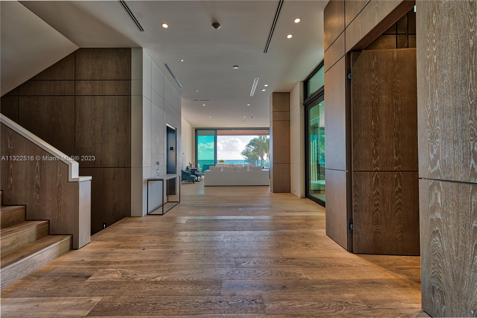 Exclusive Listings - Nelson Gonzalez Nelson Gonzalez