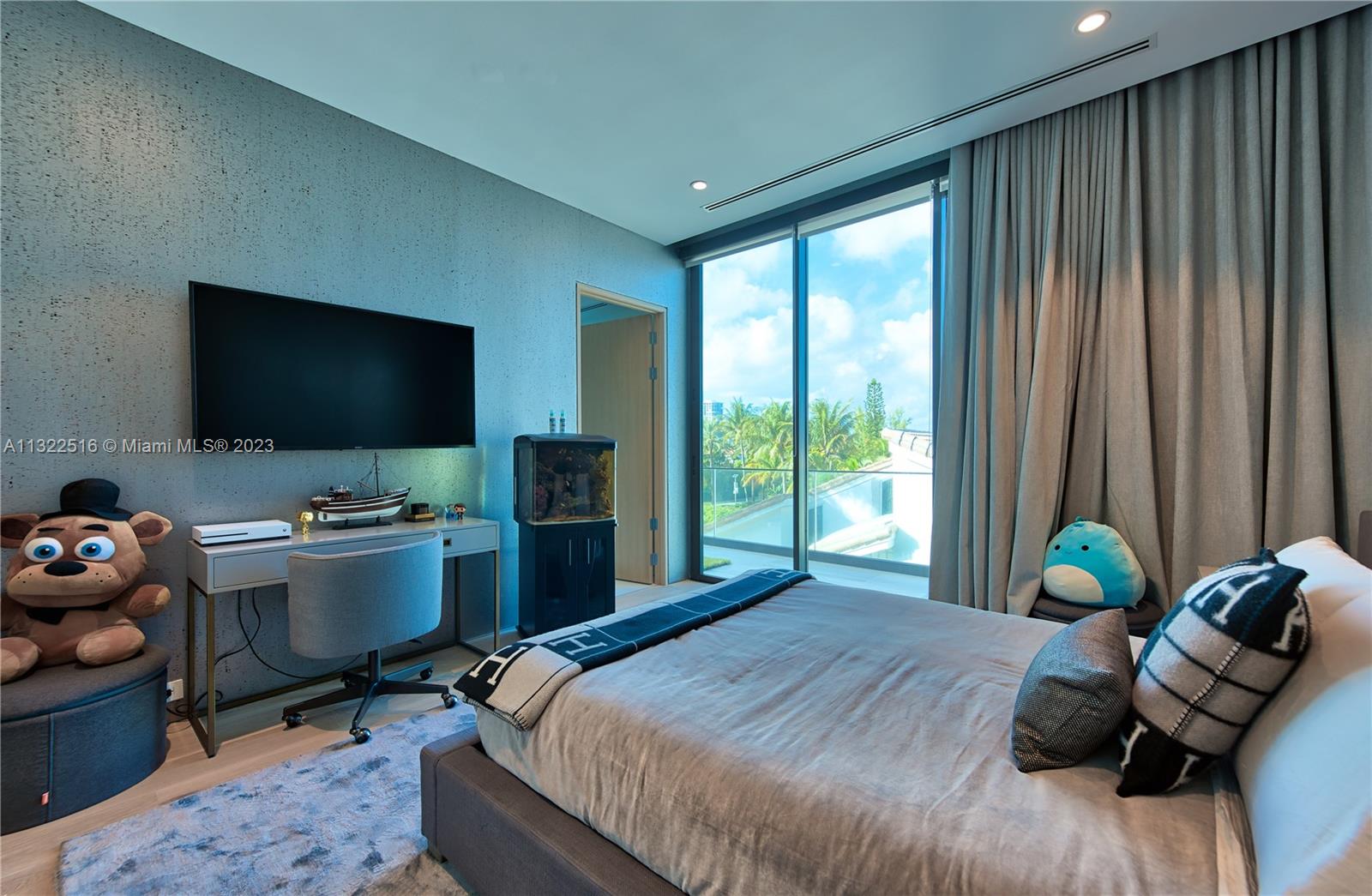 Exclusive Listings - Nelson Gonzalez Nelson Gonzalez