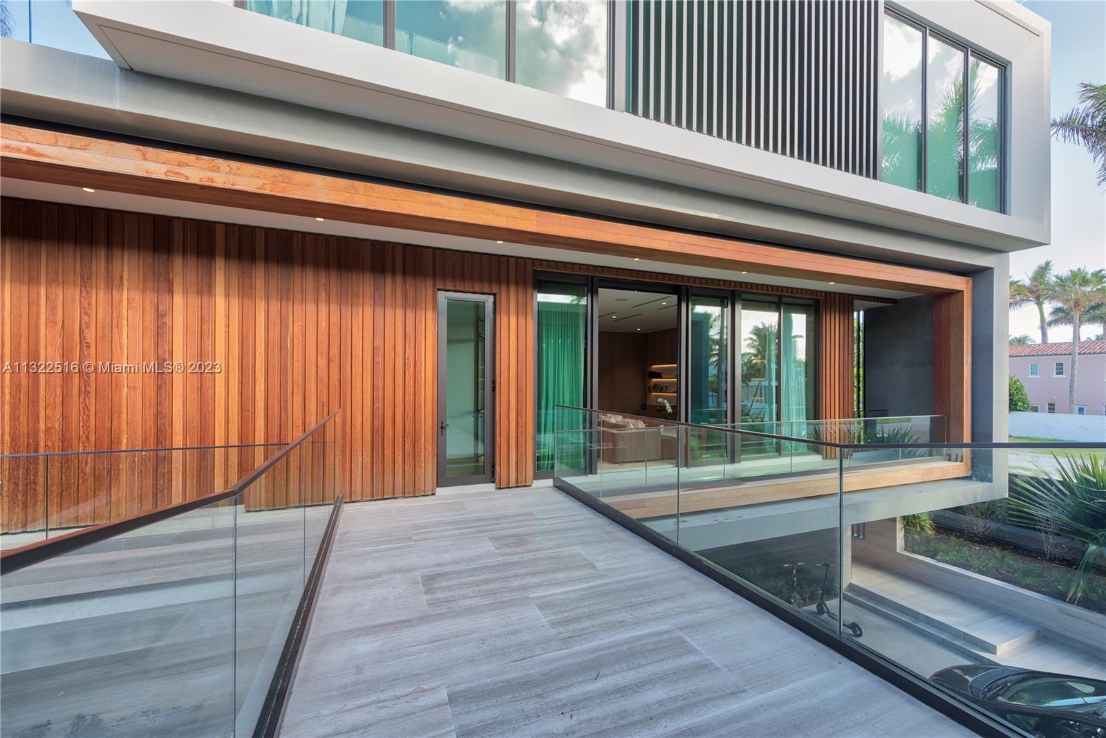 Exclusive Listings - Nelson Gonzalez Nelson Gonzalez