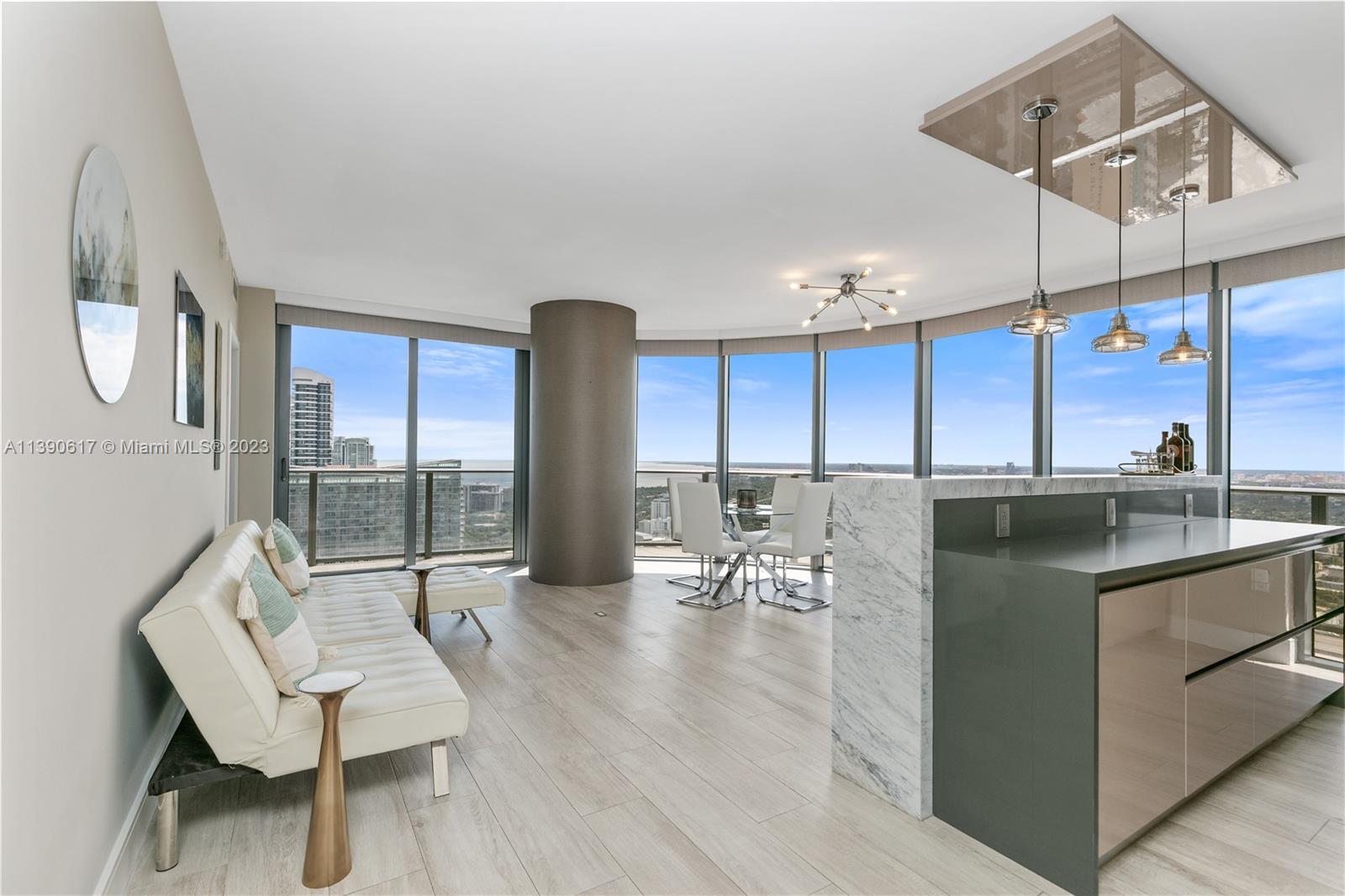 55 SW 9th St #4006, Miami, FL 33130 | A11390617 | Closed Rental