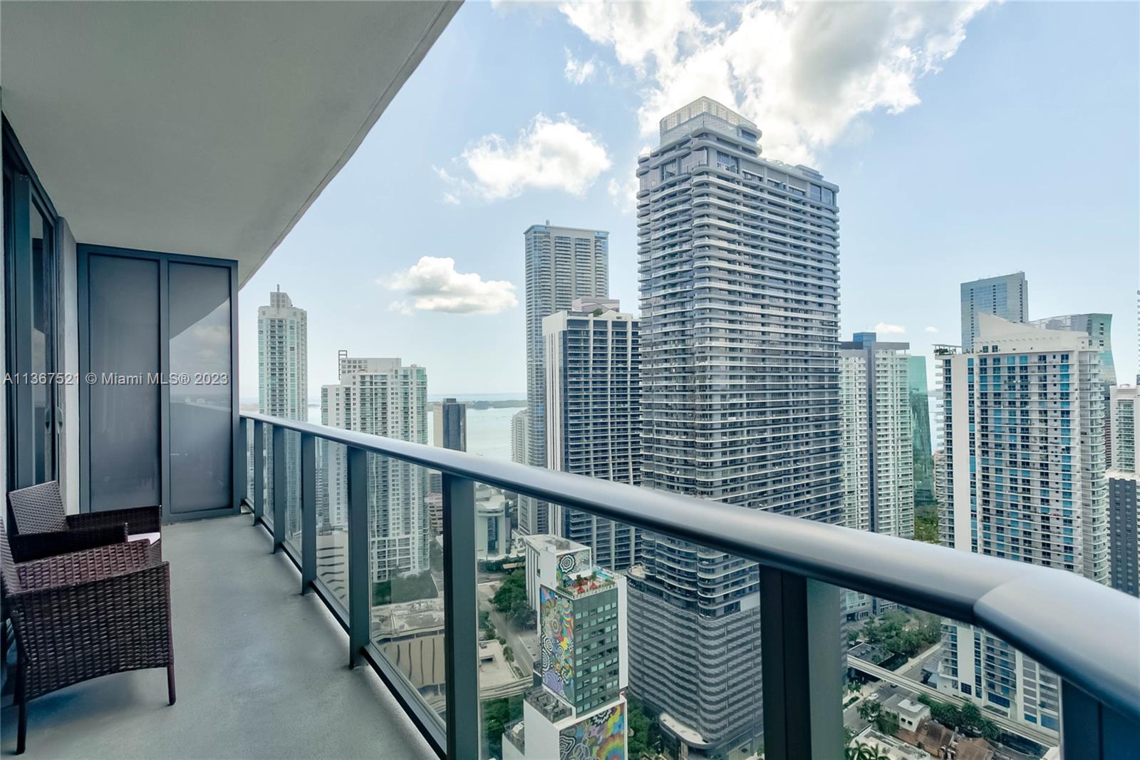 55 SW 9th St #3805, Miami, FL 33130 | A11367521 | Closed Sale