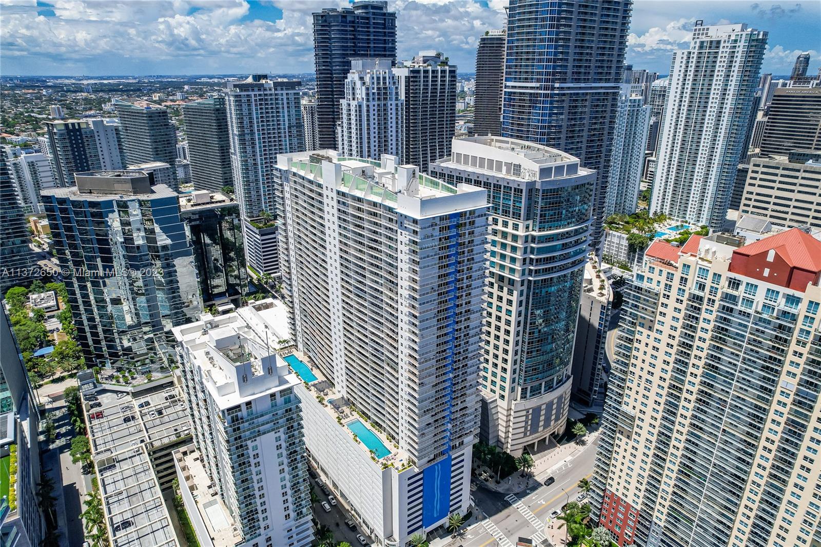 1200 Brickell Bay Dr #4306, Miami, FL 33131 | A11372650 | Closed Rental