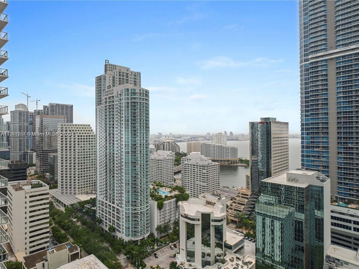 1050 Brickell Ave #602, Miami, FL 33131 | A11381158 | Closed Sale