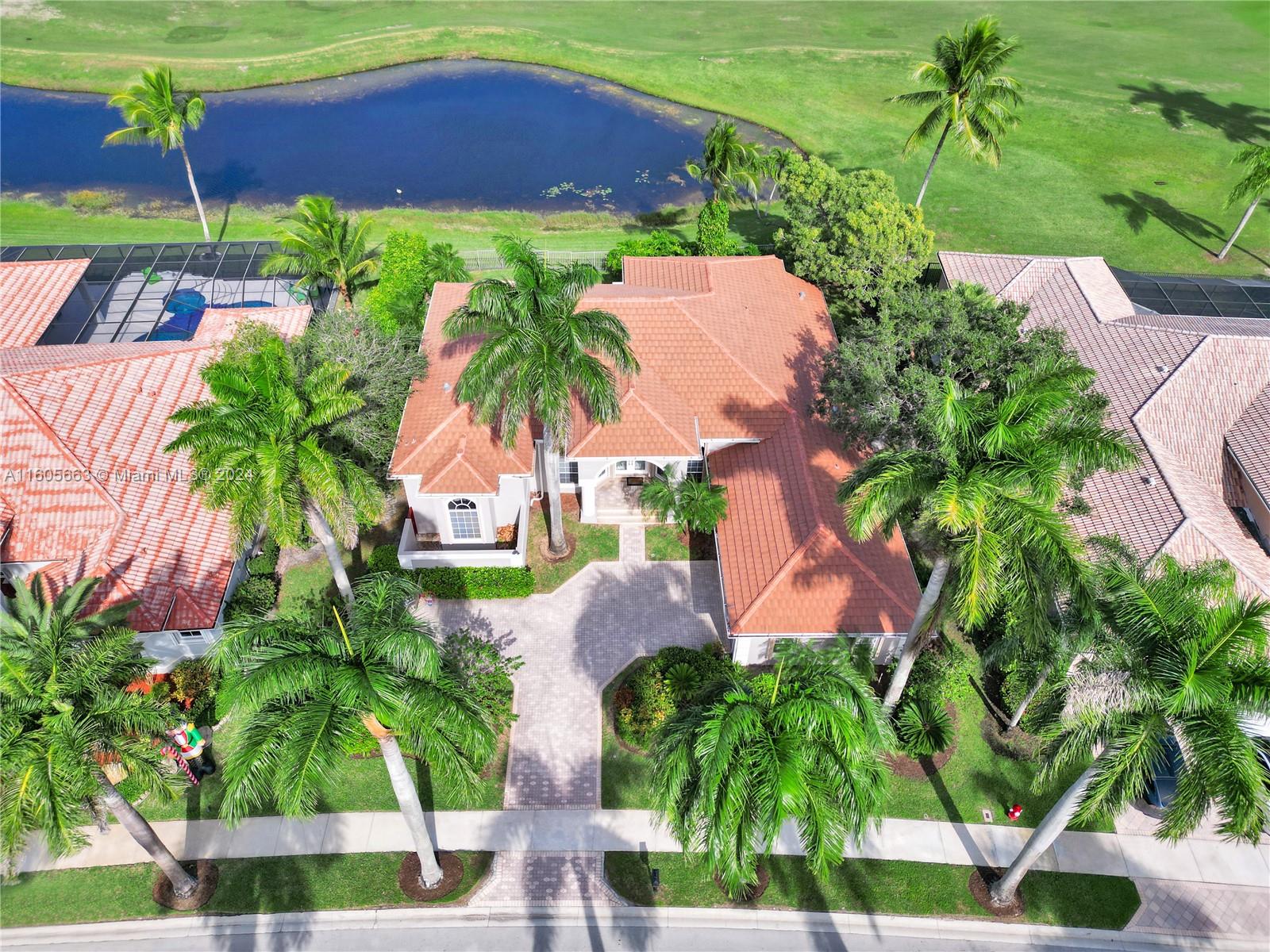 2585 Mayfair Ln, Weston | MLS# A11605663 | For Sale