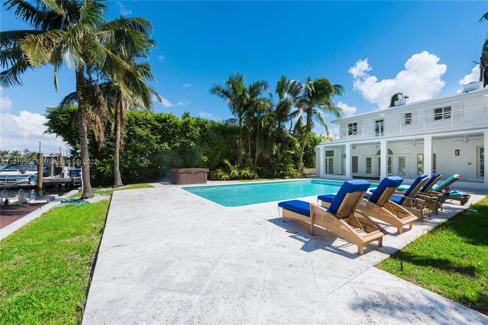 Sunset Islands - Miami Real Estate