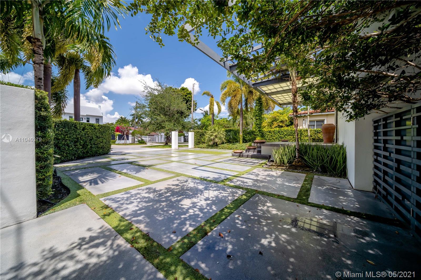 101 SW 21st Rd, Miami, FL 33129 | A11040379 | Closed Sale