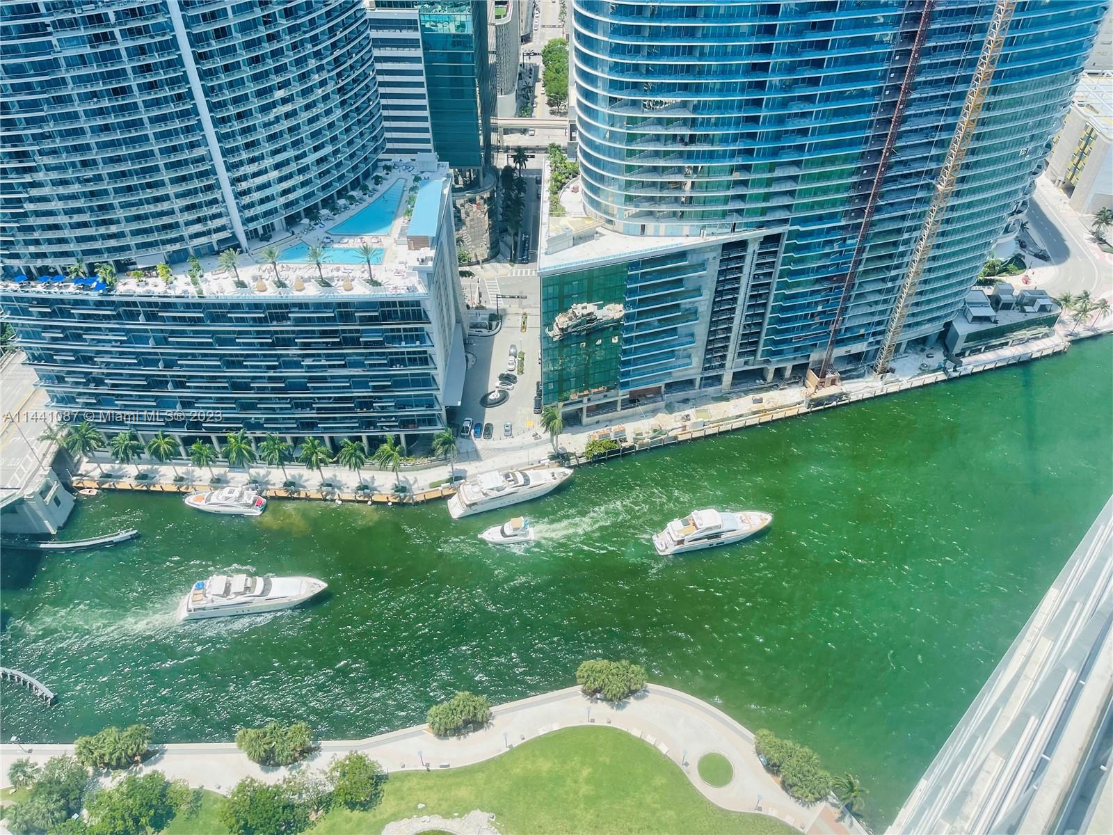 Icon Brickell Tower 1 Condos For Rent