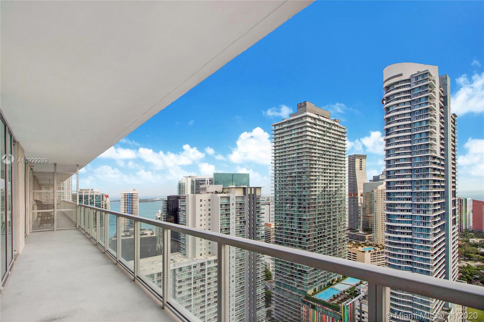 79 SW 12th St #4003-S, Miami | MLS# A10929289 | Closed Sale