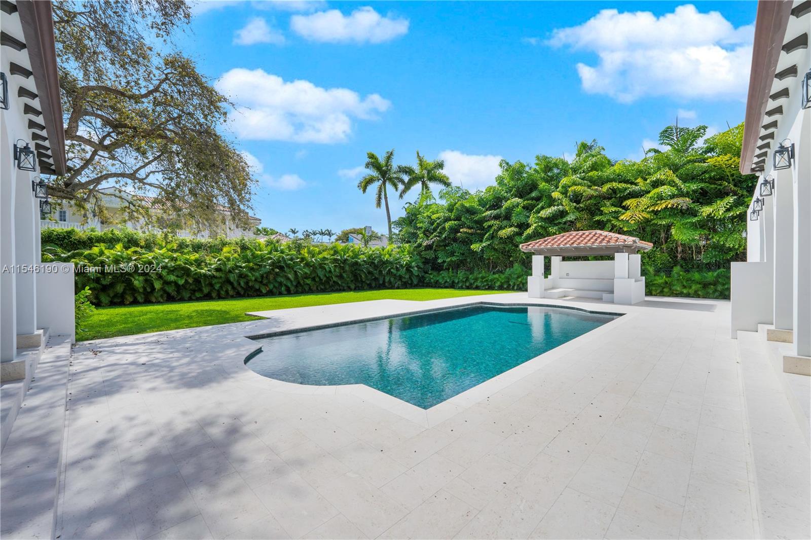 Cocoplum - Miami Real Estate Miami Real Estate