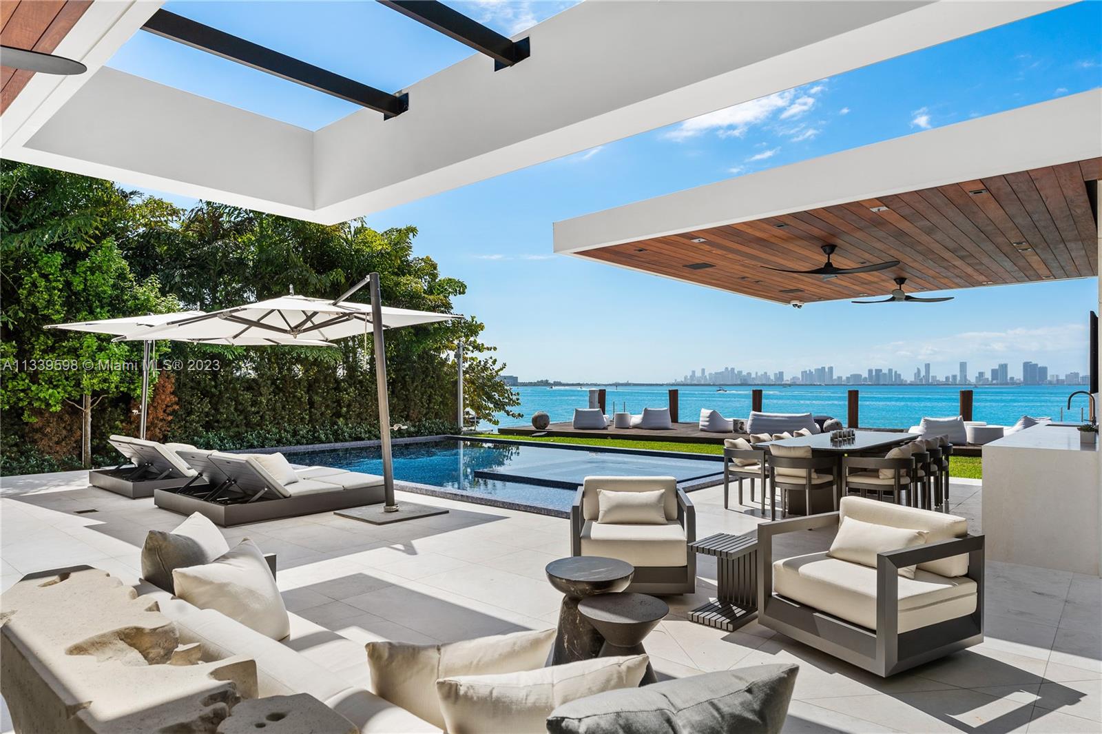 Luxury Homes For Sale in Miami FL | Miami Mansions For Sale